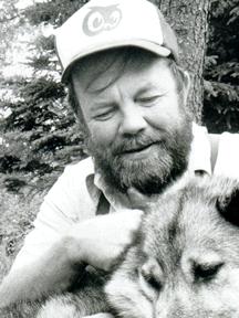 Mrs. Ofokansi Web Page || Grade 6 Author Study - Gary Paulsen